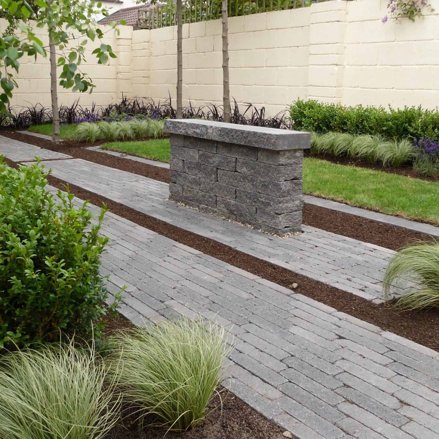 Inish Standard Slimsett Paver Charcoal 200 X 60 X 50mm Per Pack - UK ...