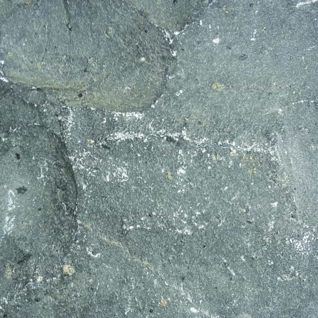 Jet Hand Cut Granite Cobbles 100 X 100 X 50mm +/- UK Bricks, Timber ...